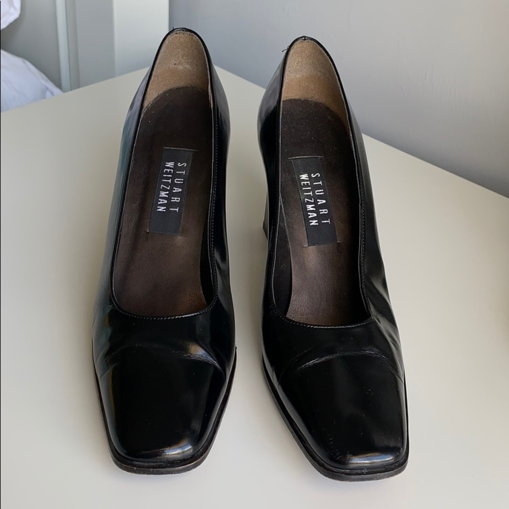 Stuart Weitzman Polished Leather Pump - Gem